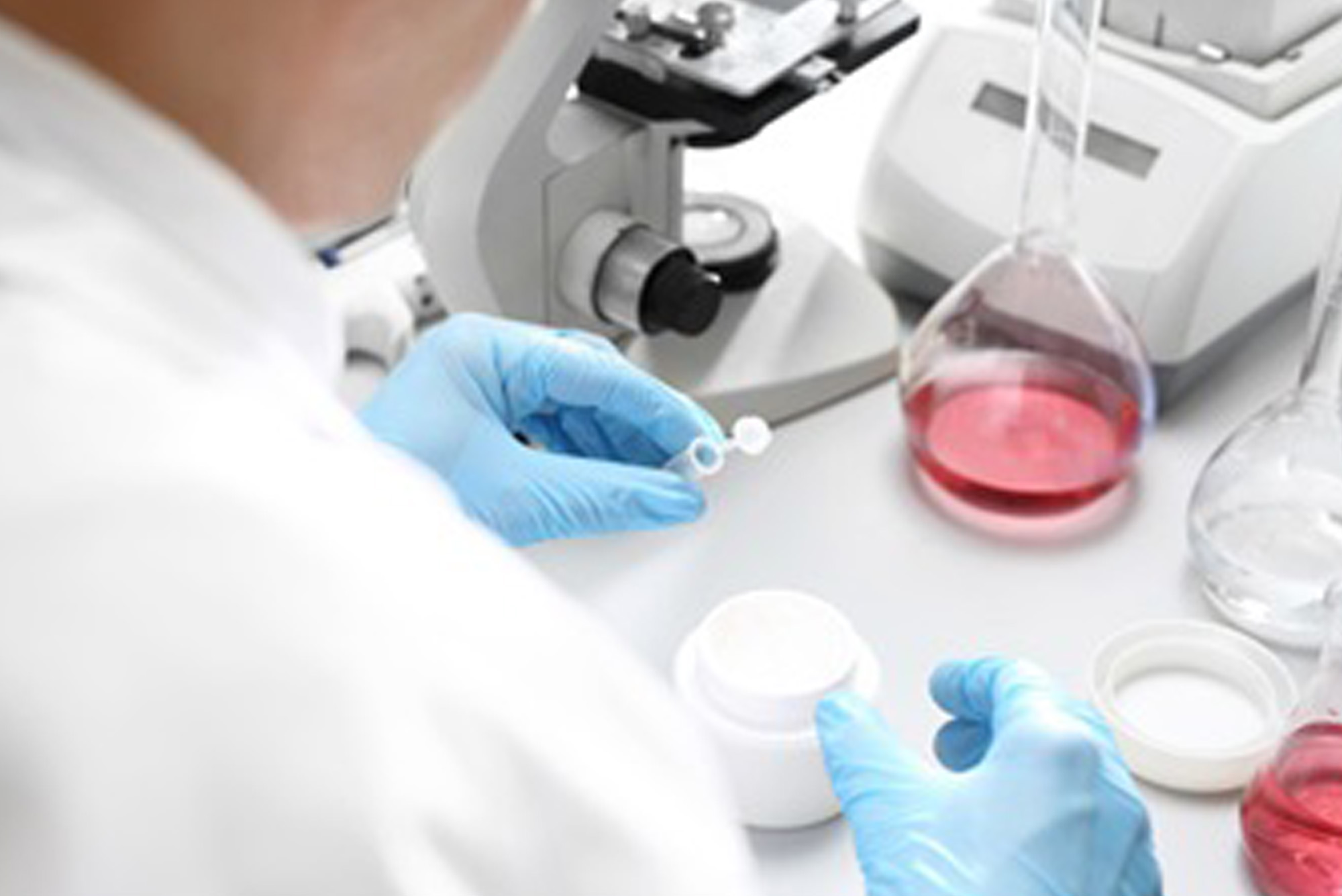 Contract Vitamin Manufacturer | Bactolac Pharmaceutical