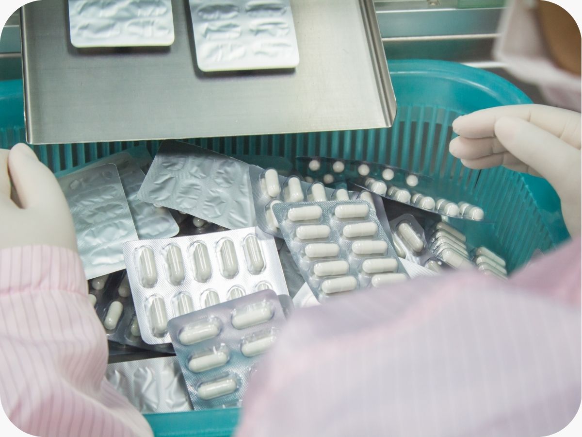 Private Label Capsule Manufacturing - Get a Quote